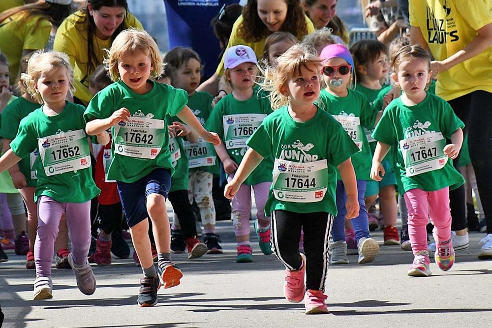 Linz Junior Marathon - Pressefoto Erwin Pramhofer aus Freistadt in OberösterreichPressefoto ...